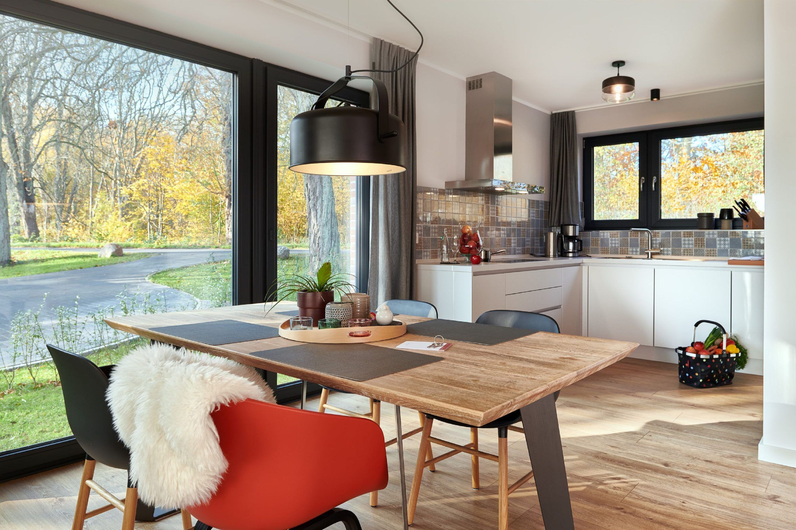 ruyastay® · handverlesene FeWo's & Ferienhäuser auf Rügen