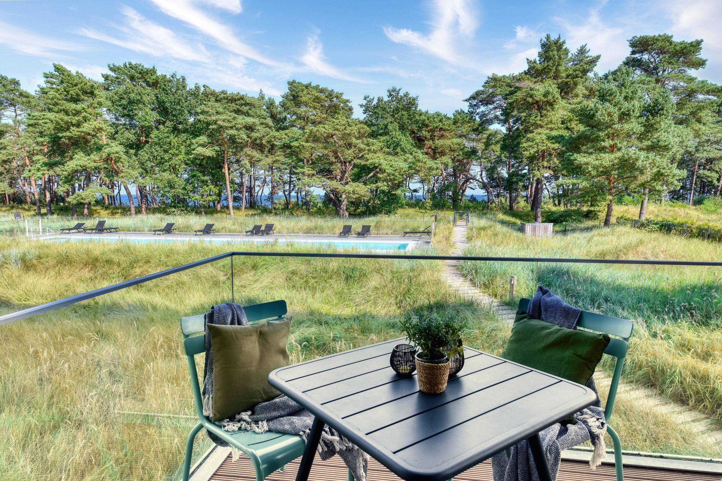 ruyastay® · handverlesene FeWo's & Ferienhäuser auf Rügen