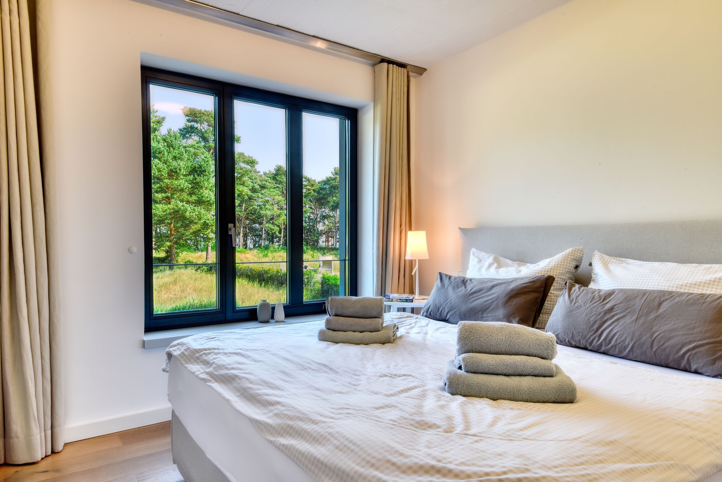 ruyastay® · handverlesene FeWo's & Ferienhäuser auf Rügen